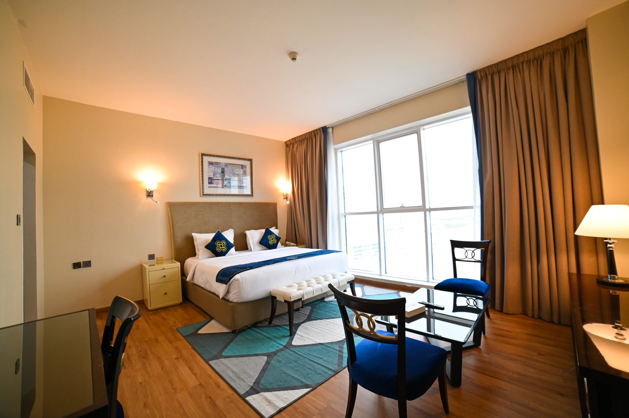 Home - Seven Seas Hotel, Dubai